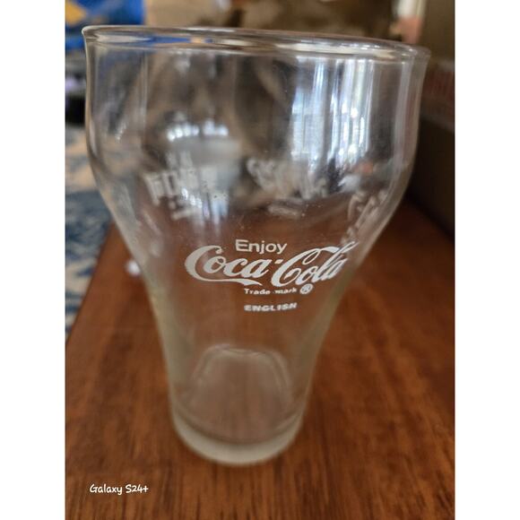 Coca Cola | Dining | Vintage 976 Enjoy Coca Cola Written In 5 Different ...